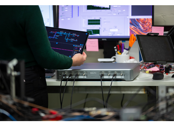 Moku:Pro for Optics & Photonics - Liquid Instruments | Mouser